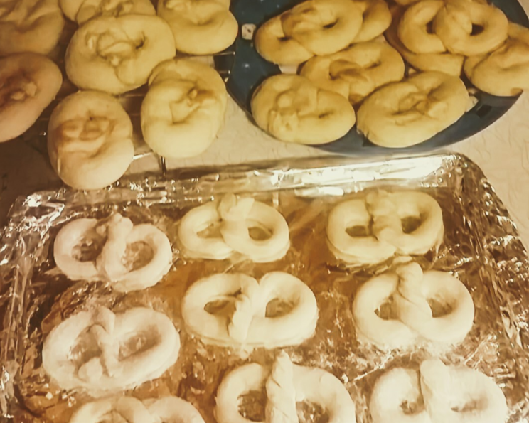 Grandma's Norwegian Kringla Recipe - That's Nerdalicious