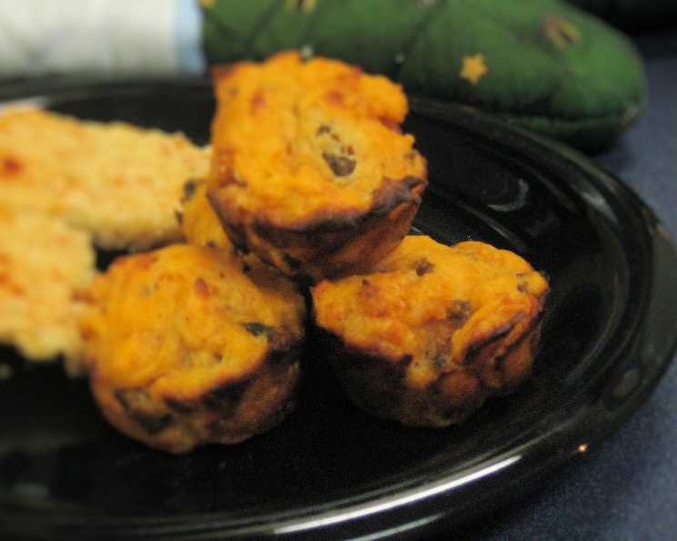 Cheeseburger Mini Muffins Recipe - That's Nerdalicious