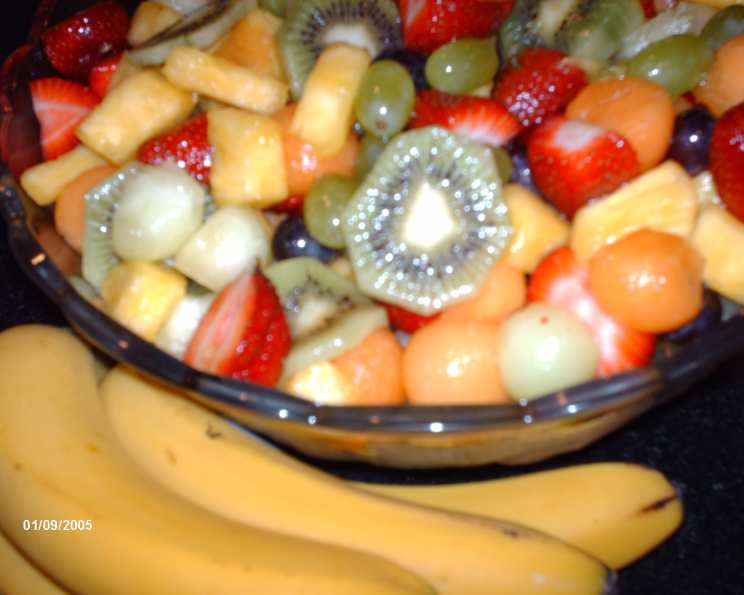 Fresh Fruit Salad Recipe - That's Nerdalicious