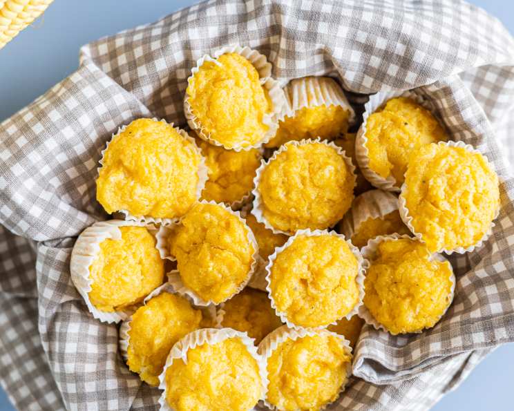 Cheesy Mini Corn Muffins Recipe - Food.com