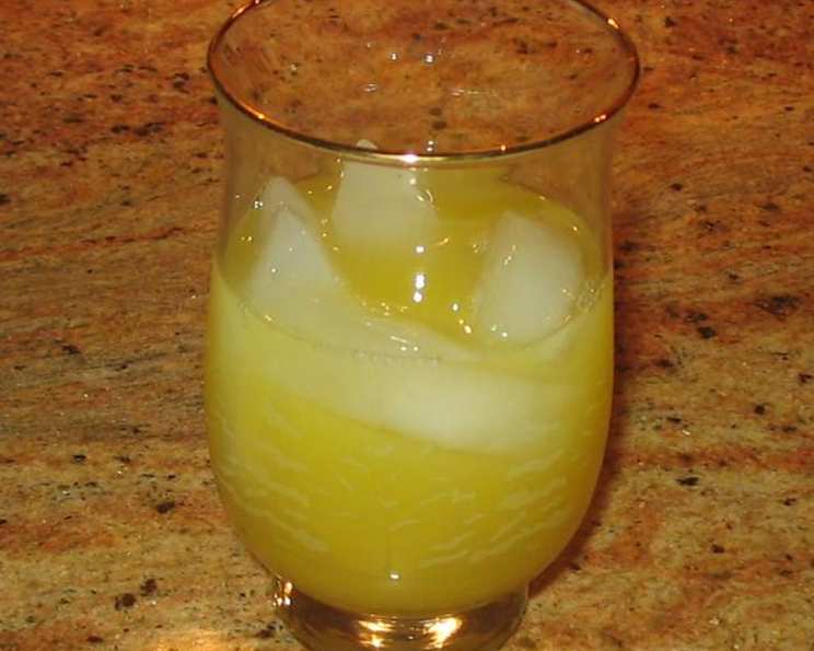 Greenbrier Tropical Lemonade Recipe - That's Nerdalicious
