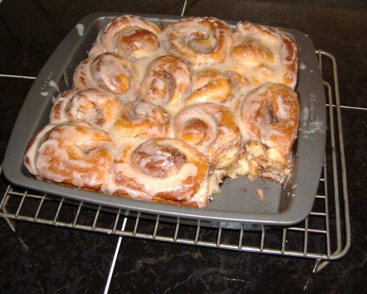 Cinnamon Rolls Recipe - Easy GF Recipes