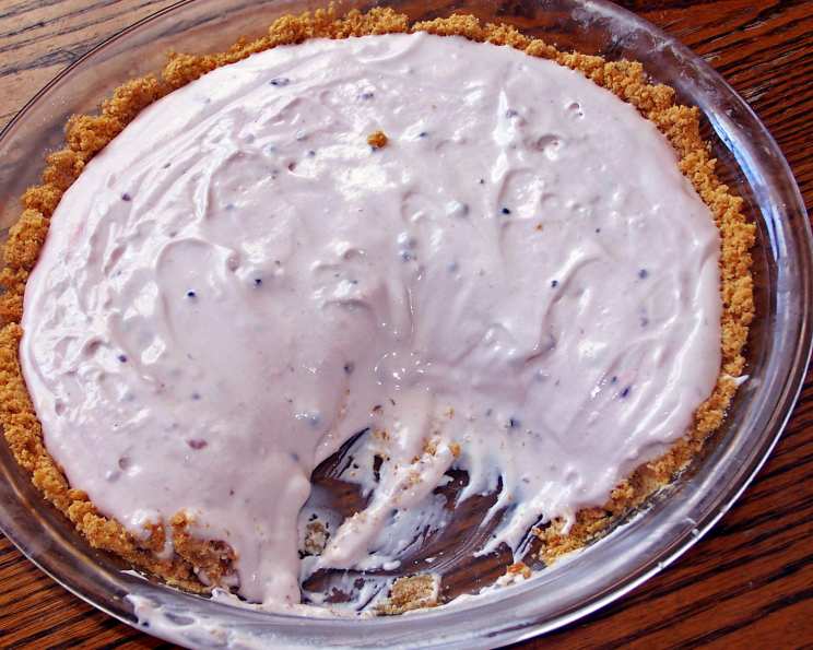 No-Bake Cherry Cheesecake for Valentine's Day Recipe - Food Blog Alliance