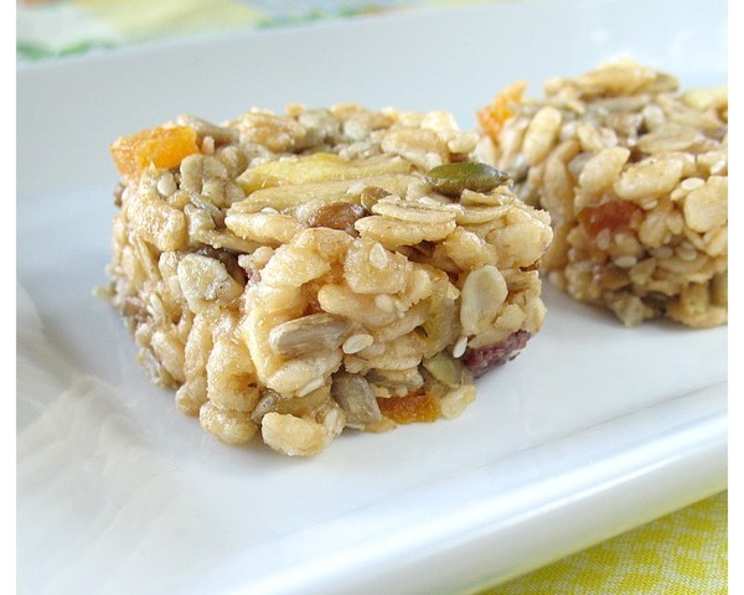 Trail Mix Bars Recipe - That's Nerdalicious