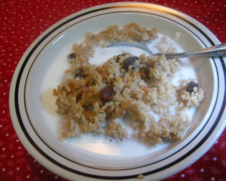 Baked Applesauce Oatmeal Recipe - That's Nerdalicious