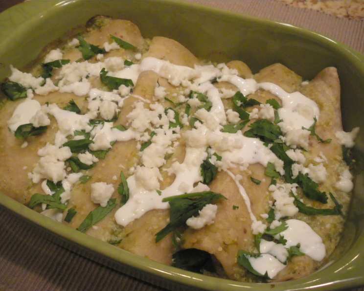 Green Jalapeno and Tomatillo Chicken Enchiladas Recipe - Chef's ...