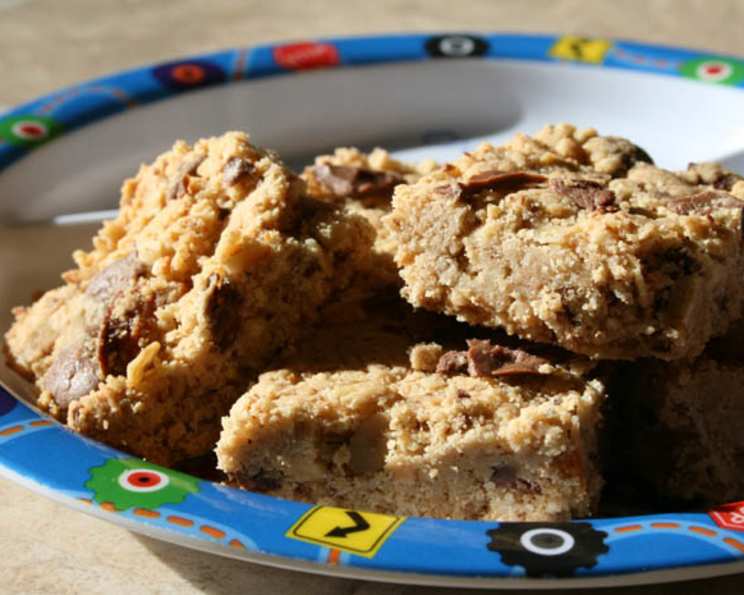 Chewy Chocolate Chip Bars Recipe - Chef's Resource Recipes