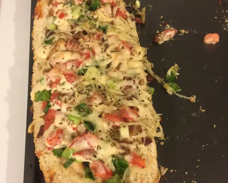 Chicken, Bacon Alfredo Bread Boat Recipe - That's Nerdalicious