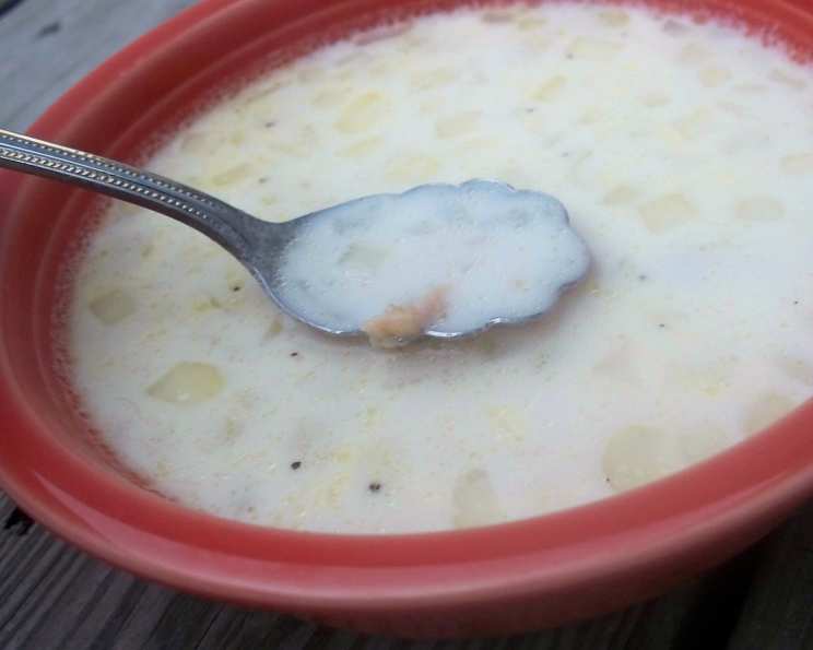 Chesapeake Clam Chowder Recipe - That's Nerdalicious