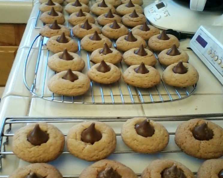 Peanut Blossoms Recipe - Chef's Resource Recipes