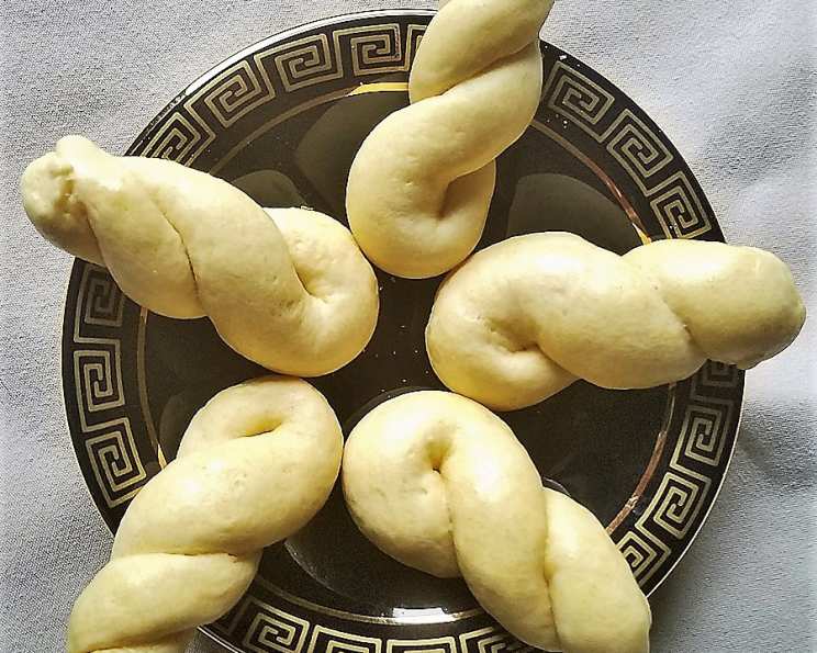 Koulourakia (Greek Easter Cookies) Recipe - Easy GF Recipes