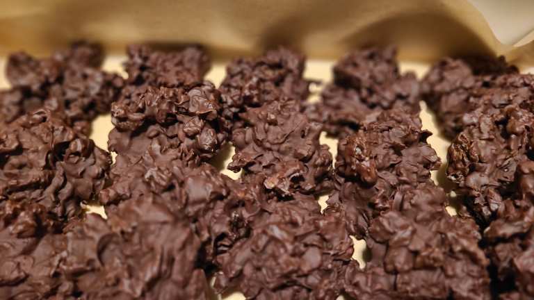 Chocolate Cherry Clusters Recipe - Food.com