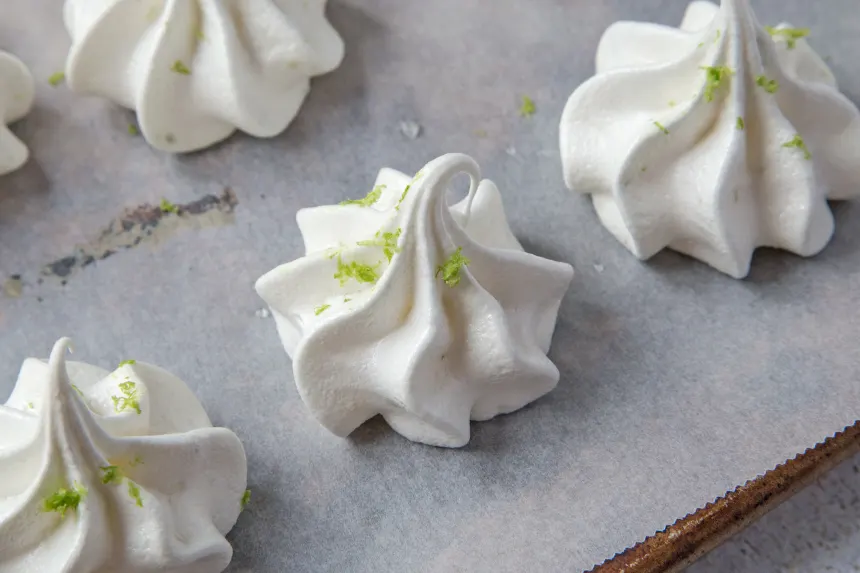 how long to bake meringue drops