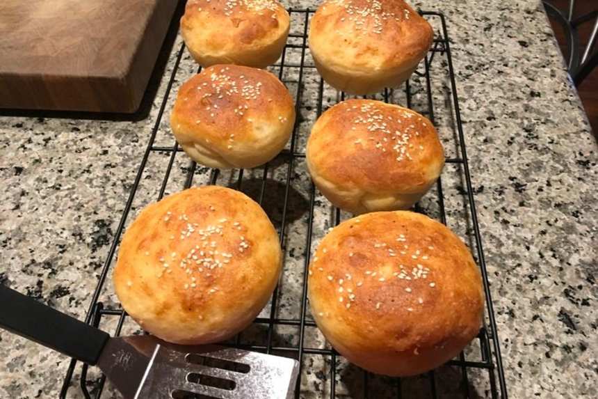 Big Soft Hamburger Buns Recipe - Food.com