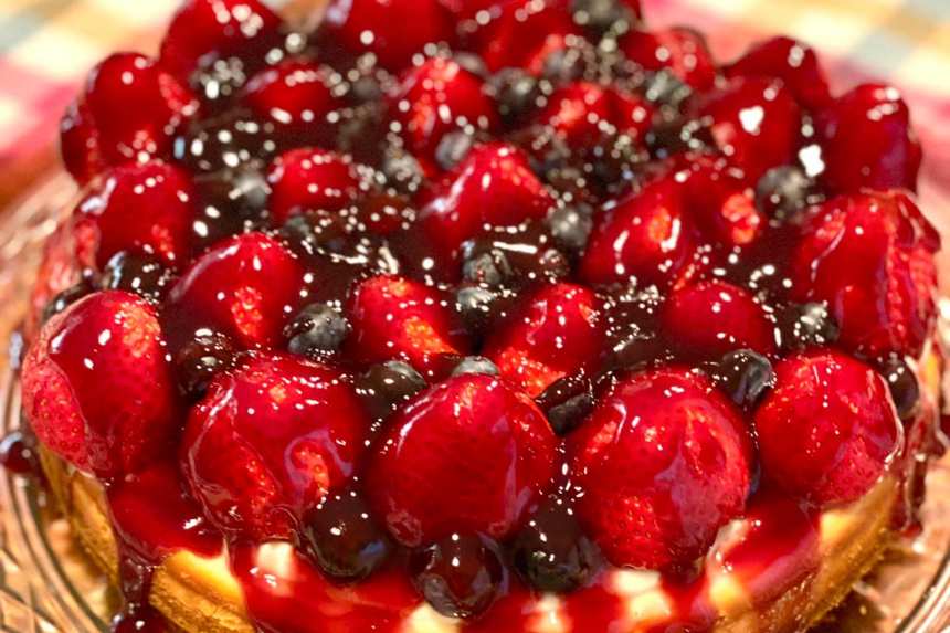 Strawberry Glazed Cream Cheesecake Recipe - Food.com