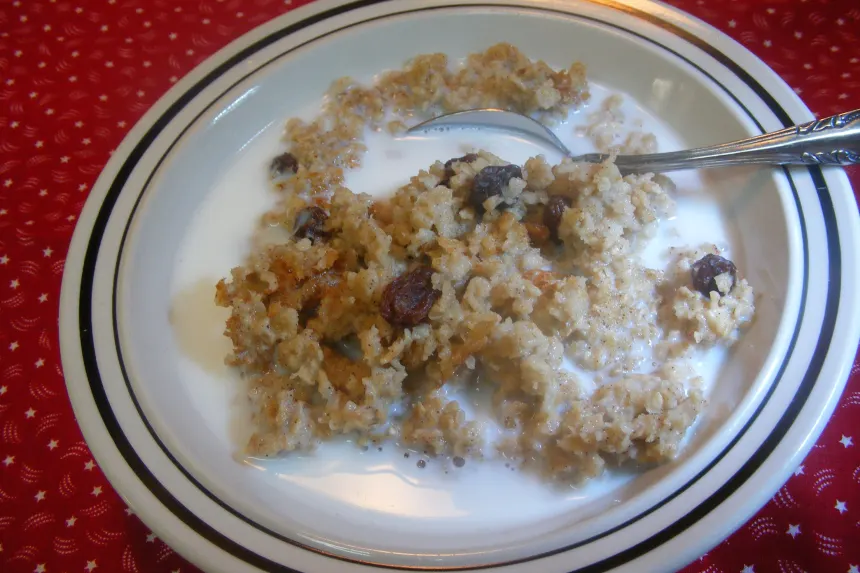 Baked Applesauce Oatmeal Recipe - Breakfast.Food.com