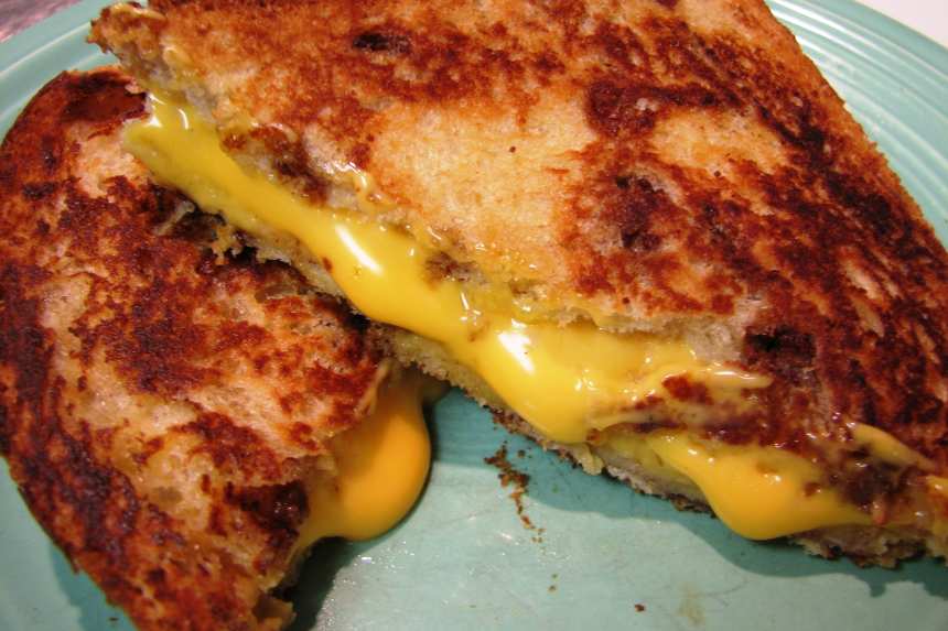 Grilled Cheese on Raisin Bread Recipe - Food.com