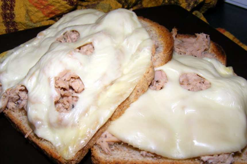 Matthew's Healthy Tuna Melt Recipe - Food.com