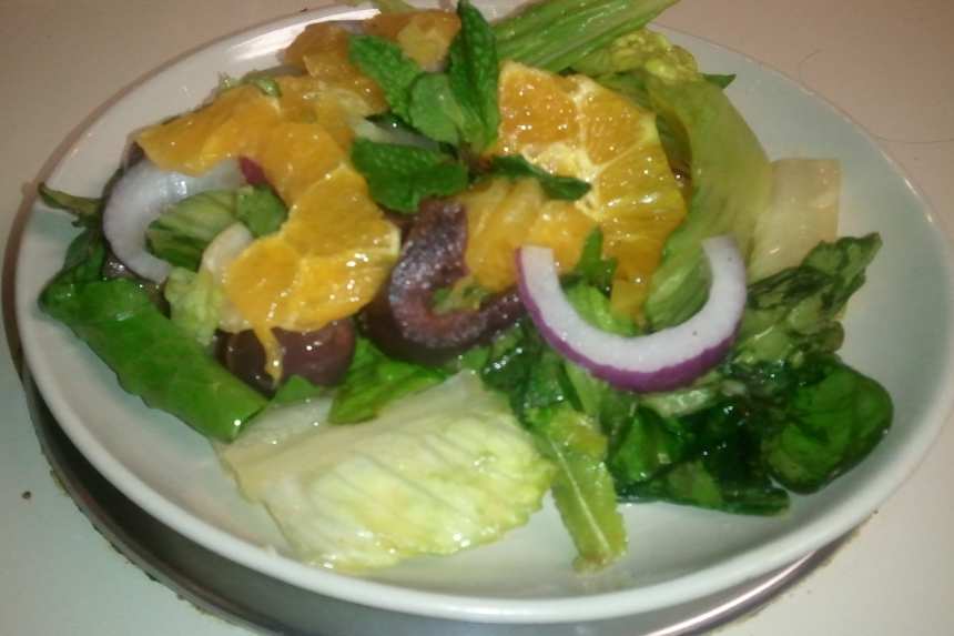 Salad With Oranges, Red Onion and Olives Recipe - Food.com