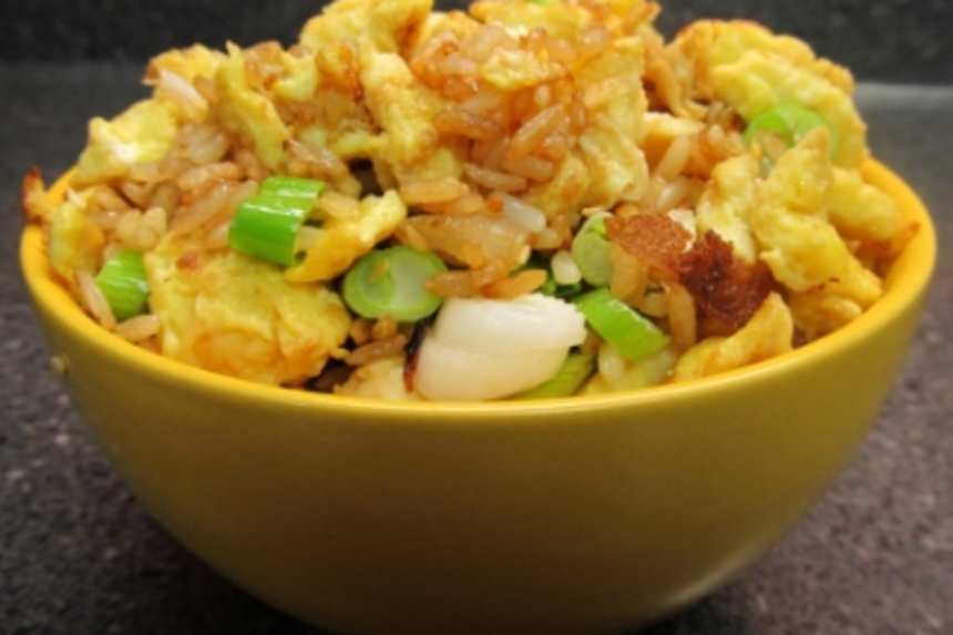 how to use spring onions to cook fried rice