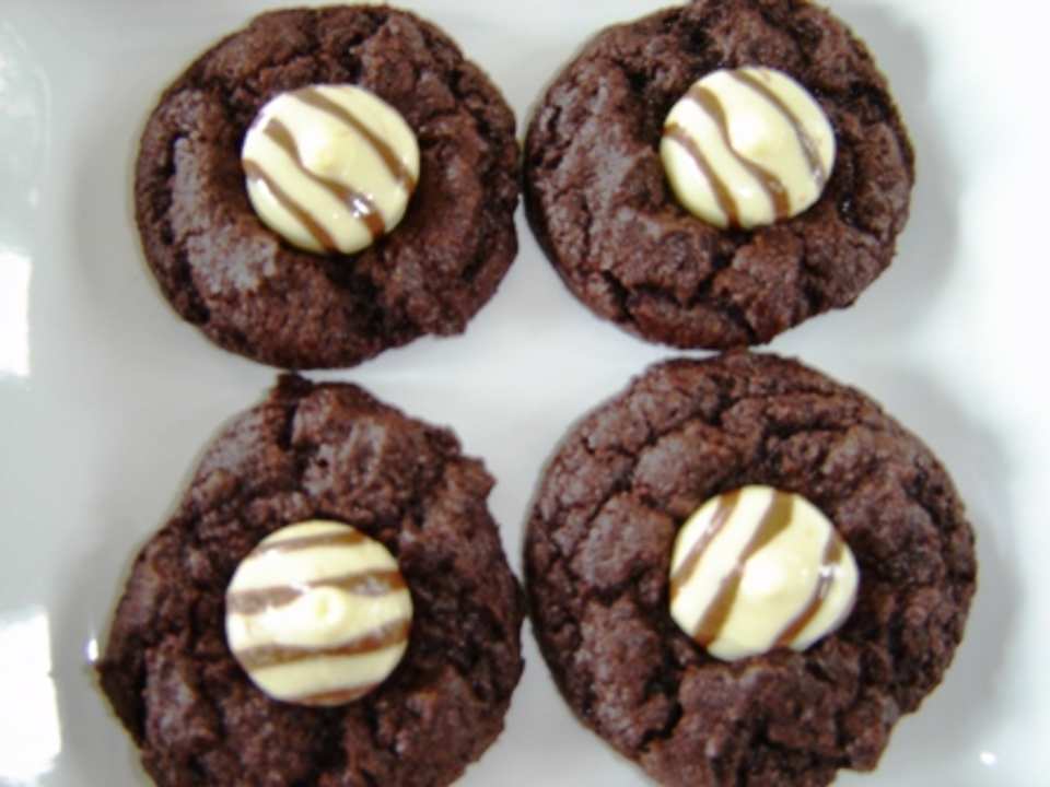 Cookies With a Hug Recipe - Baking.Food.com