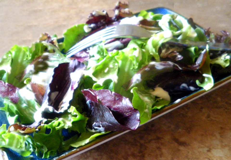leaf lettuce salad