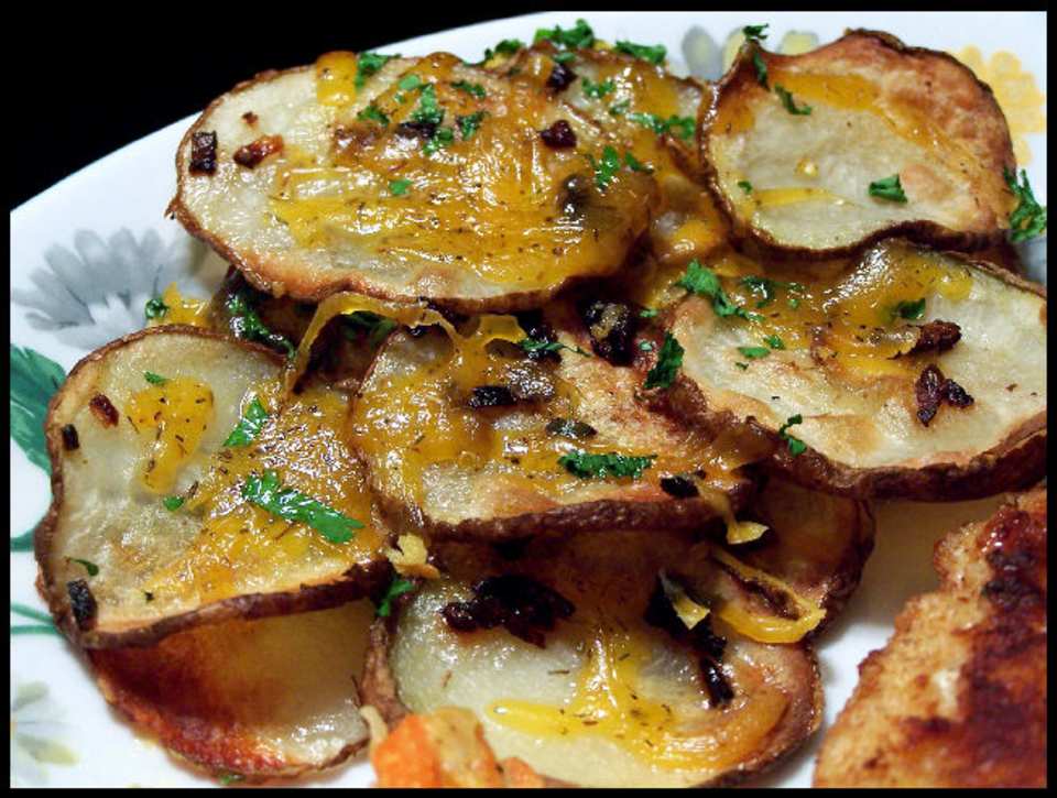 Oven Chipped Potatoes Recipe - Cheese.Food.com