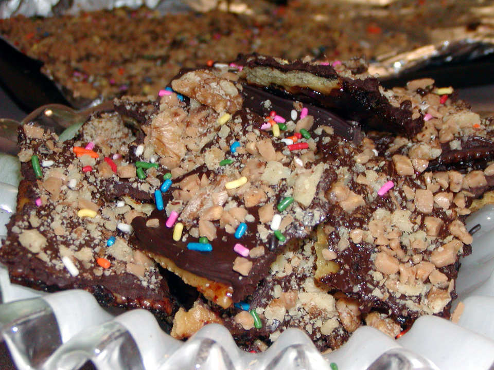 Chocolate Covered Saltine Crackers Recipe - Food.com