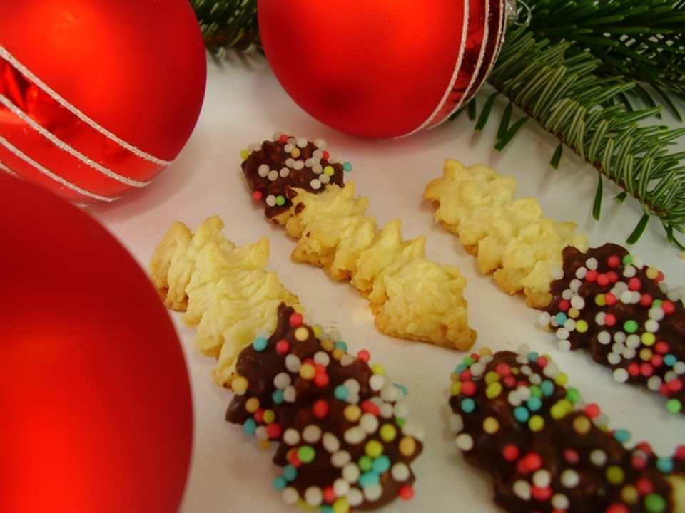 Mandelspritzgebäck (German Christmas Almond Cookies) Recipe - Food.com