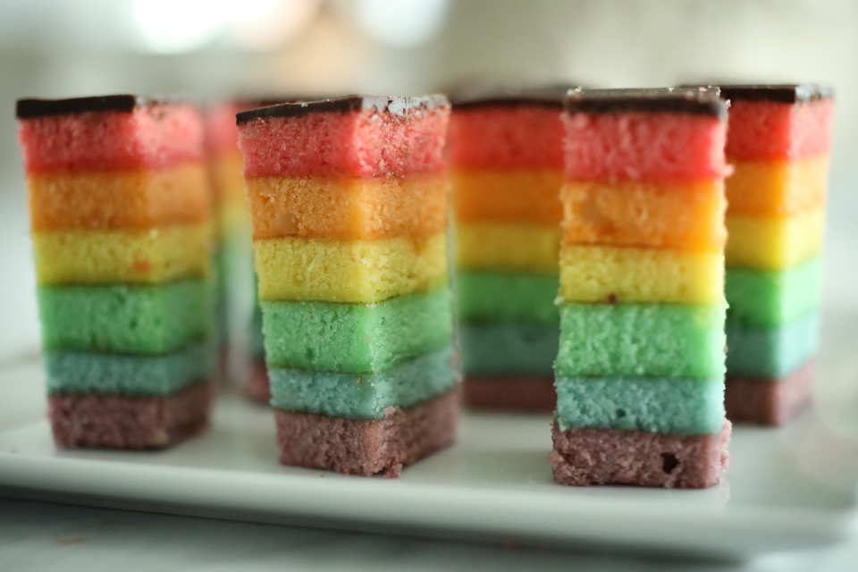 Italian Tri-Color Cookies (Rainbow Cookies) Recipe - Food.com