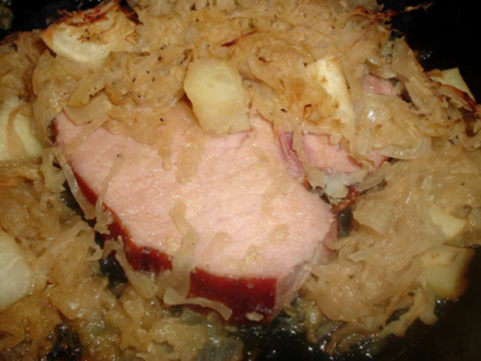 Ukrainian Kovbasa (Kielbasa) Potatoes and Sauerkraut Recipe - Food.com