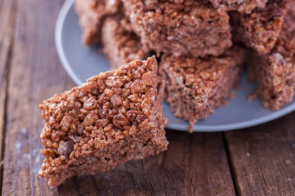 Weight Watchers Low-Fat Chocolate Crunch Bars (2pts) Recipe - Food.com