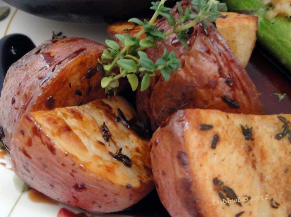 Thyme-Roasted Potato W/ Balsamic Vinegar Recipe - Food.com