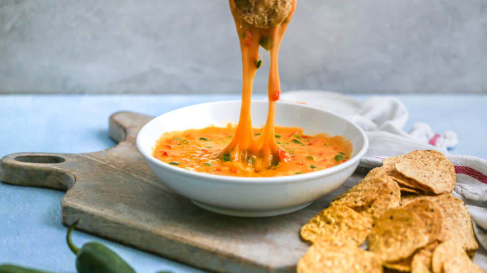 Chi-Chi's Chile Con Queso Recipe - Food.com
