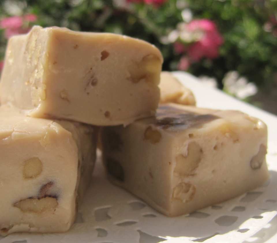 Vermont Maple Walnut Fudge Recipe - Food.com