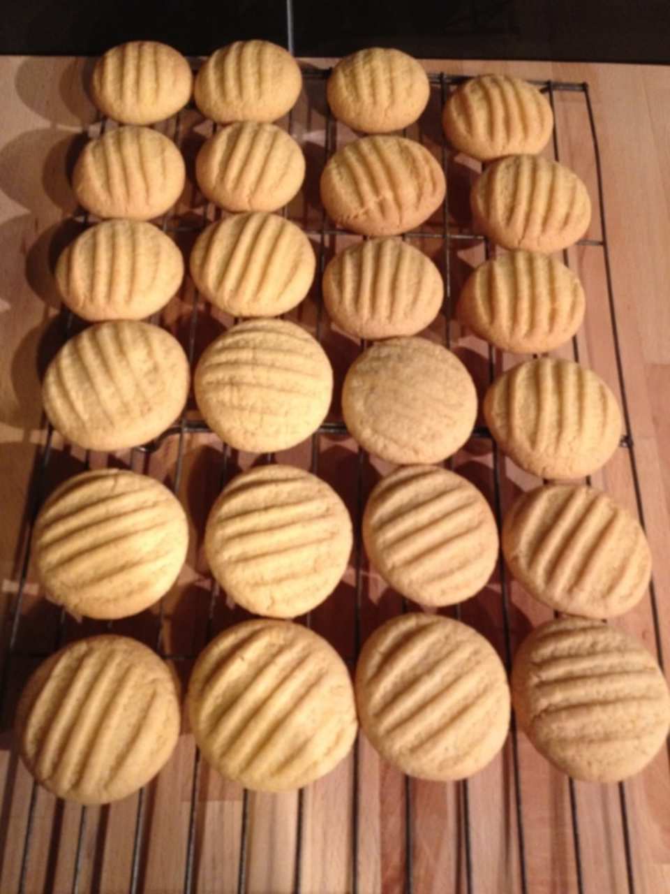 Custard Powder Biscuits (Cookies) Recipe - Australian.Food.com