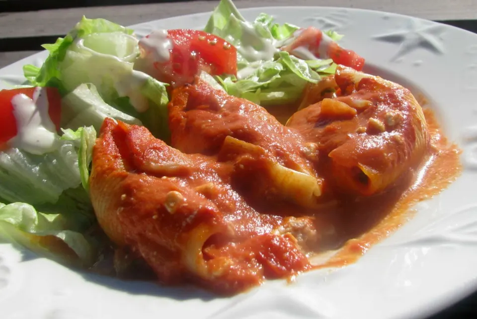 Stuffed Shells With Prosciutto and Peas Recipe - Food.com