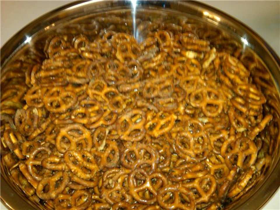 bowl of pretzels