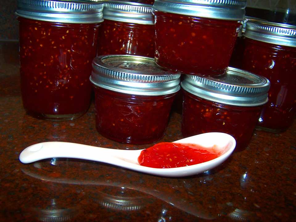 Red Hot Pepper Jam for Those That Like It Real Hot!!!!!!!!!! Recipe ...