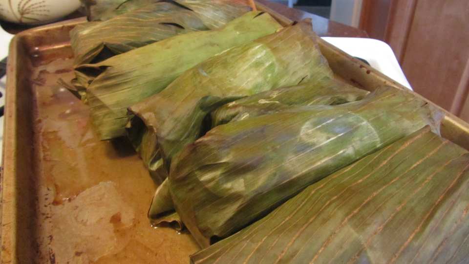 Taisi Moa (Samoan Chicken Baked in Banana Leaves) Recipe - Food.com