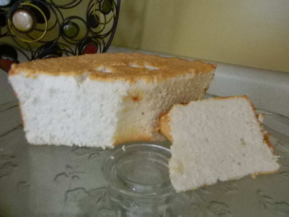 Never Buy Store Bought Angel Food Cake Again Angel Food Cake! Recipe ...