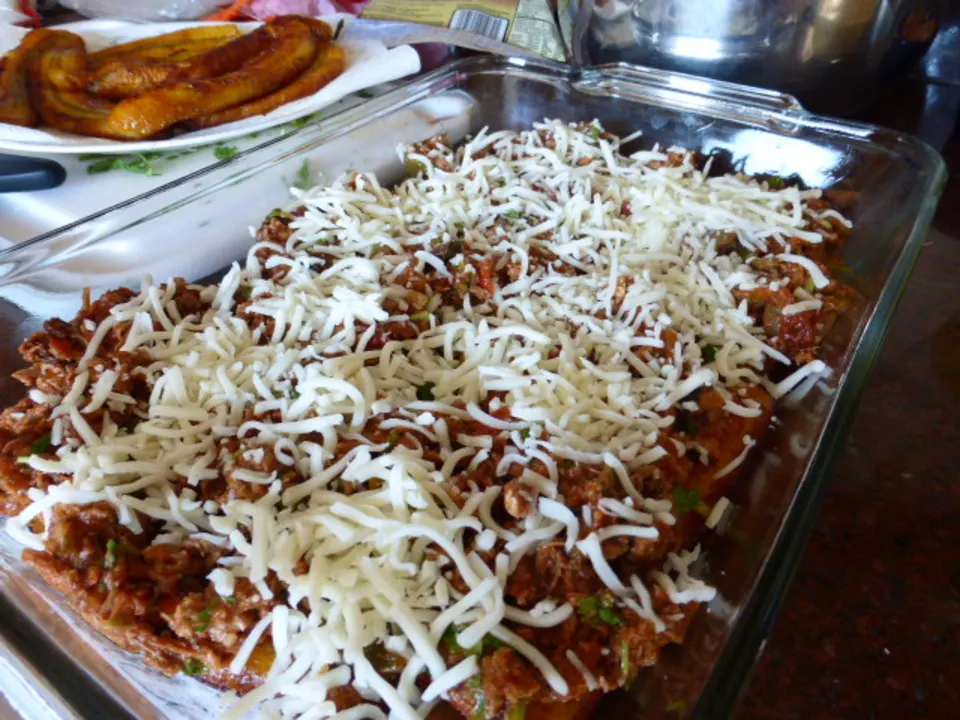 Pastelón (Sweet Plantain "Lasagna") Recipe - Food.com