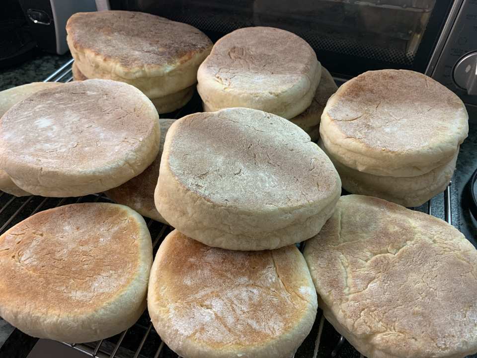 Portuguese Bolos Levedos Recipe - Food.com