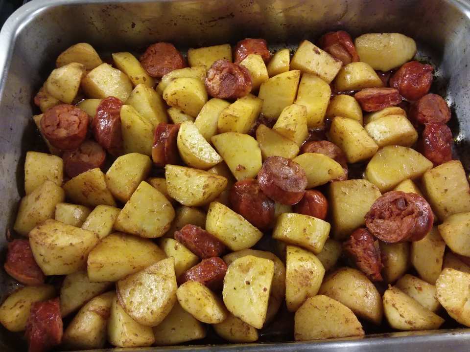 Portuguese Chourico & Roasted Potatoes Recipe - Food.com