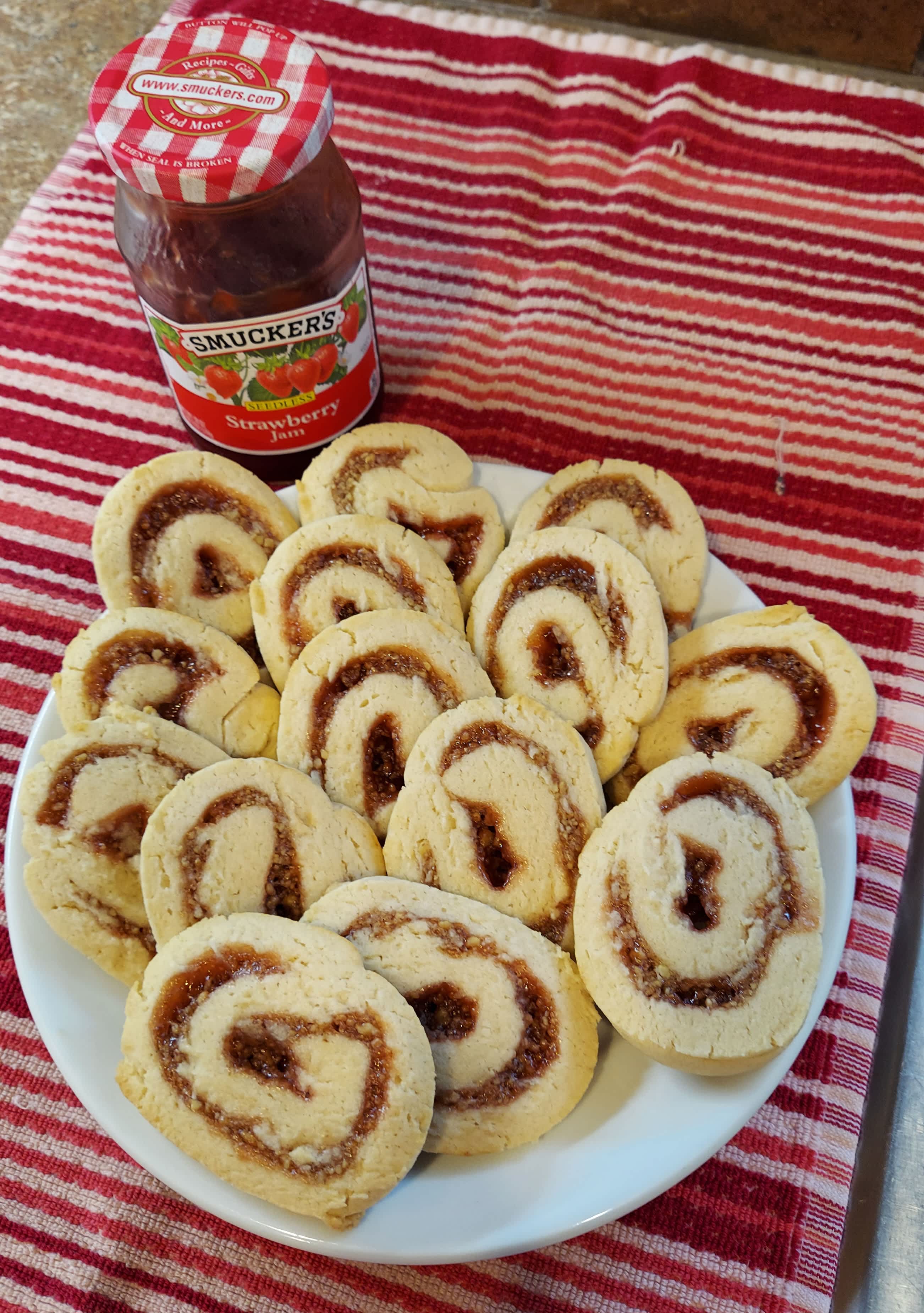 Strawberry Nut Pinwheel Cookies Recipe - Food.com