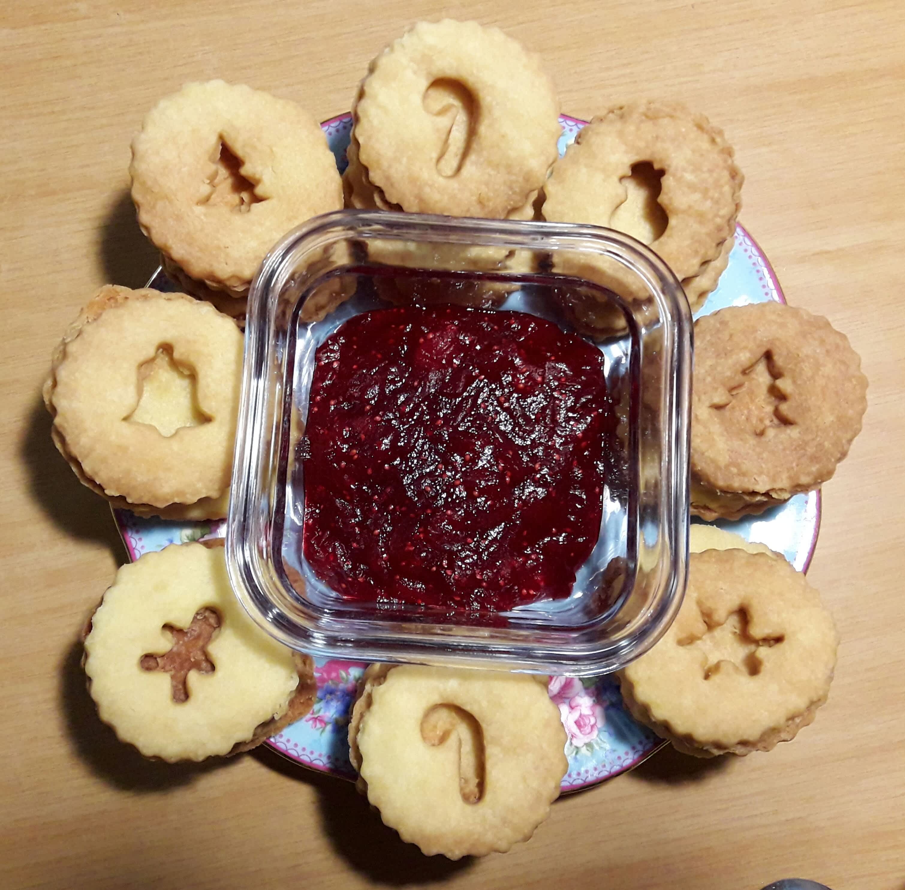 Mini Linzer Cookies from Barefoot Conessa (Ina Garten) Recipe - Food.com