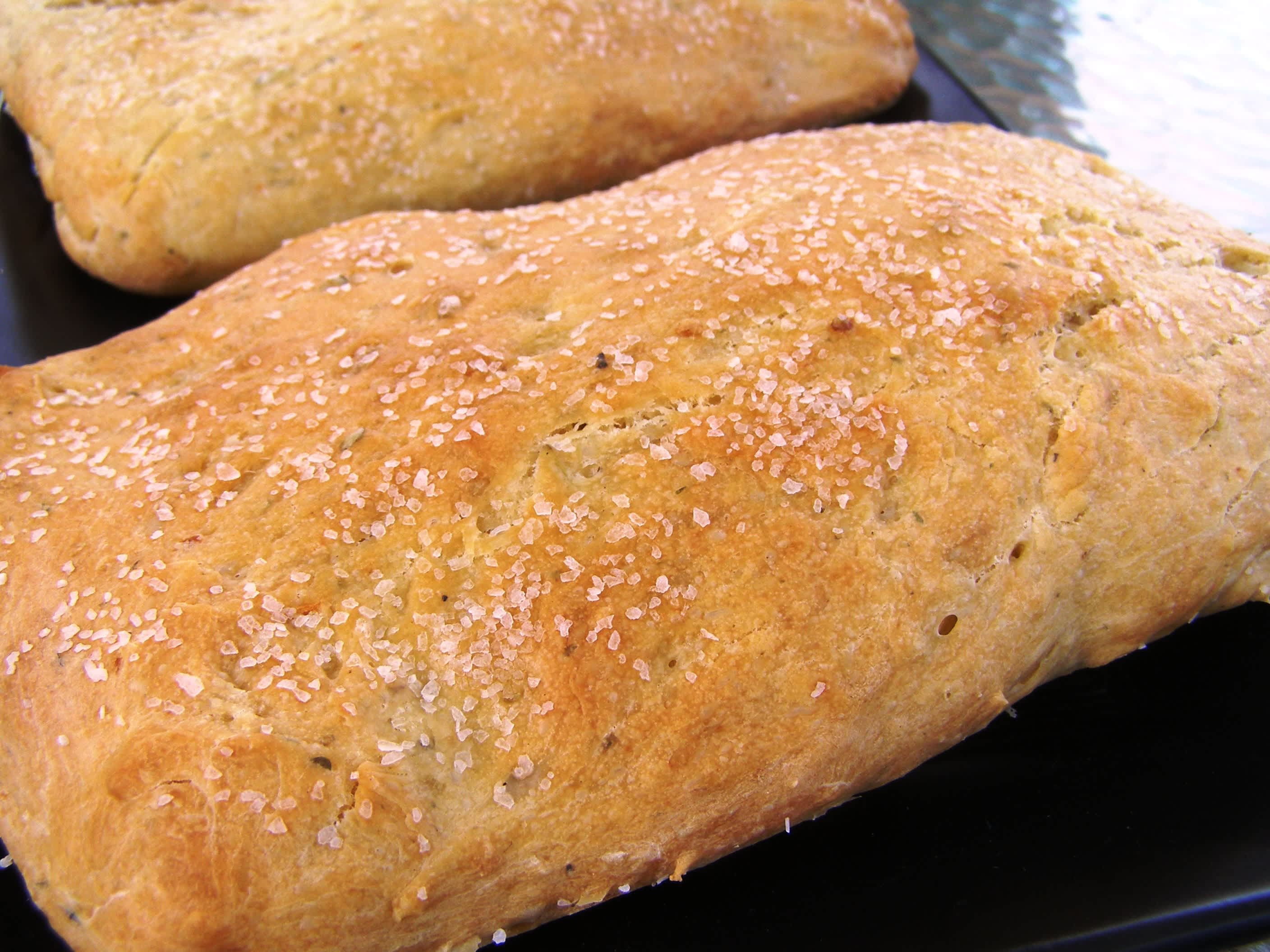 Italian Garlic and Herb Seasoned Panini - Focaccia Bread (abm) Recipe ...