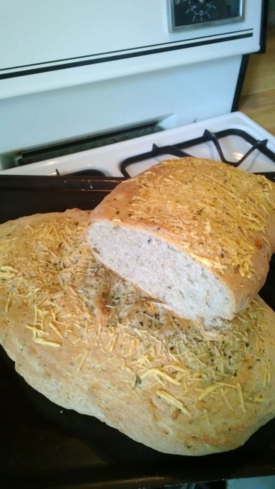 Italian Garlic and Herb Seasoned Panini - Focaccia Bread (abm) Recipe ...