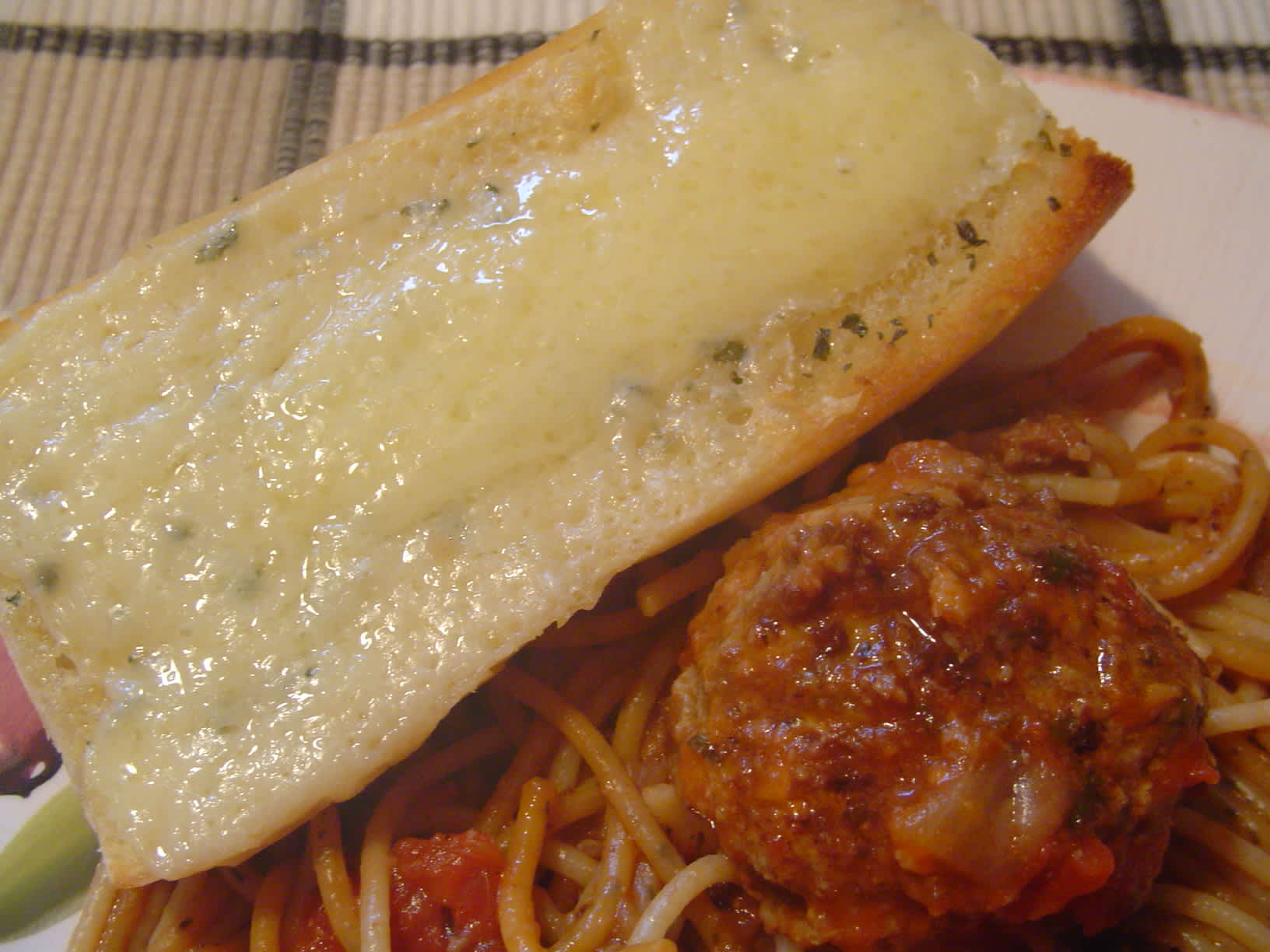 Gooey Provolone Garlic Bread Recipe - Food.com