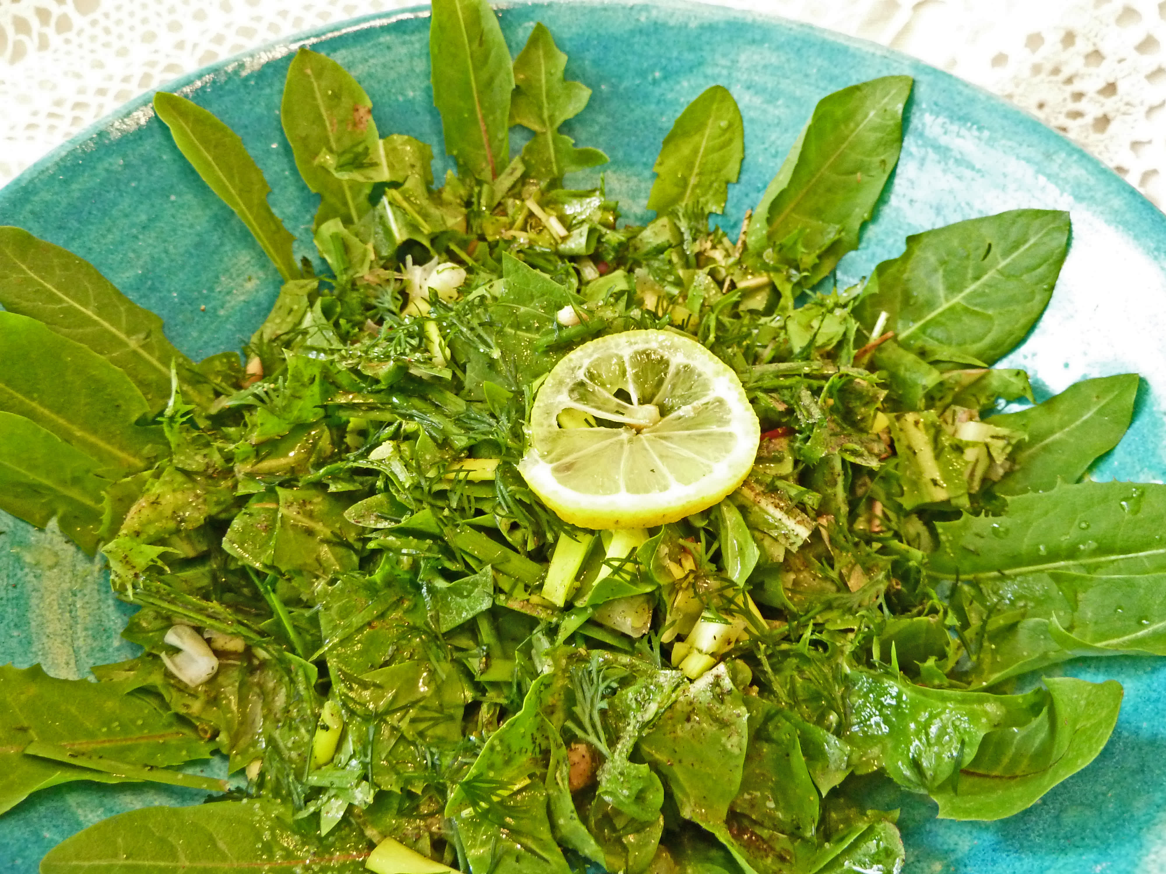 dandelion greens salad dressing